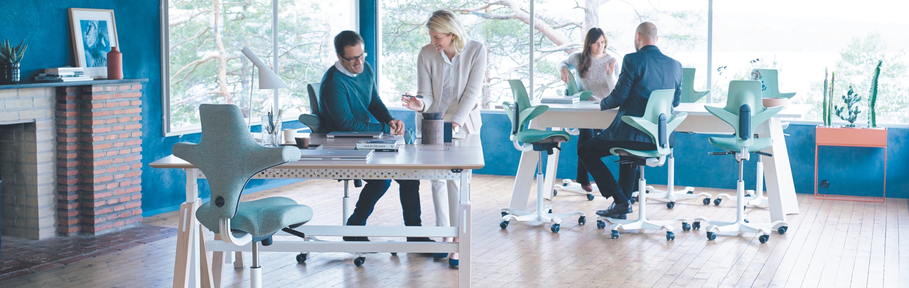 Design Studios: Ergonomic Adjustable Standing Desks – Progressive Desk